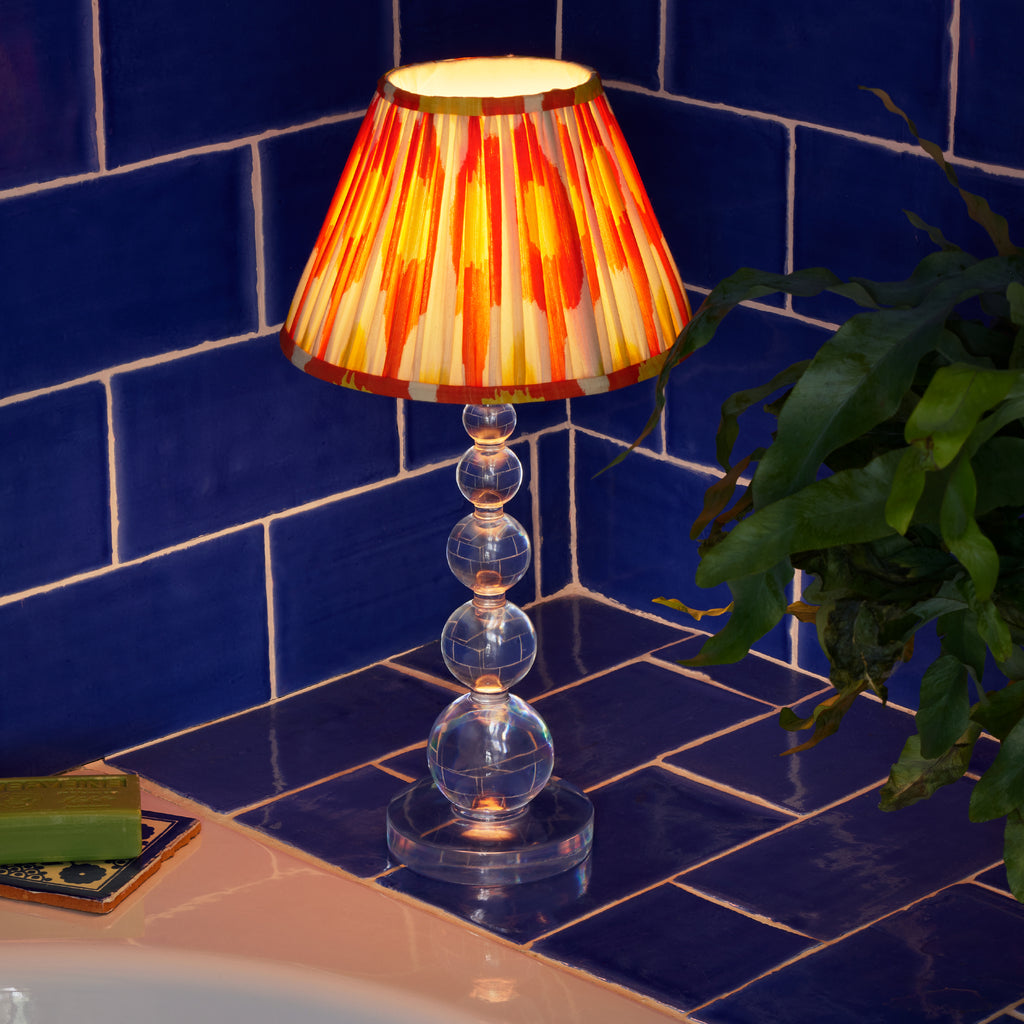 Tiny Aurora cordless table lamp in clear