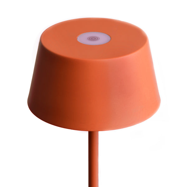 Scoon cordless table lamp in rust