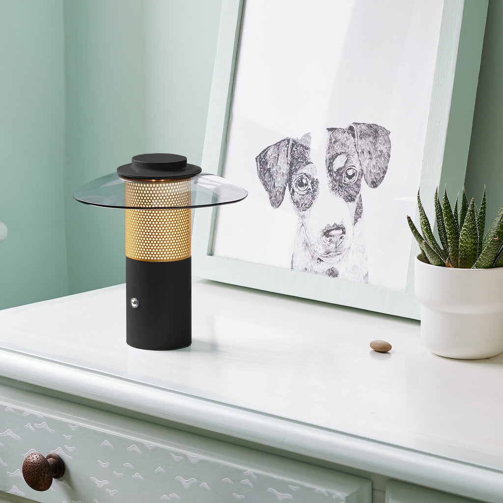 Trek cordless table lamp in black