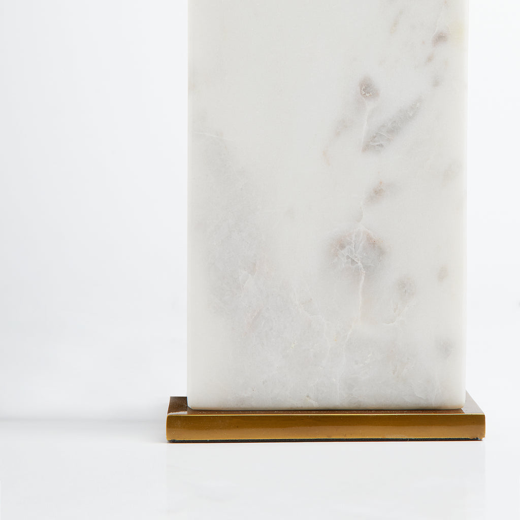 Samson table lamp in white marble