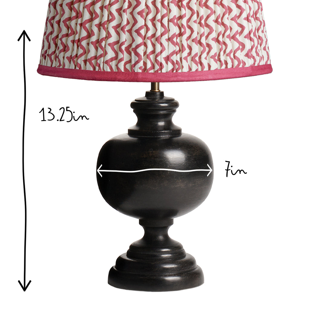 Venus table lamp in wood with a silvery black finish