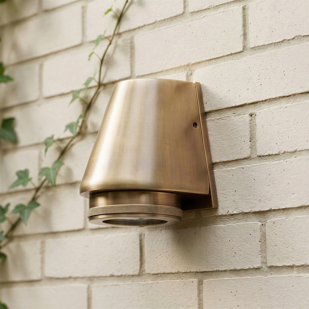 Bowditch mast light in antiqued brass
